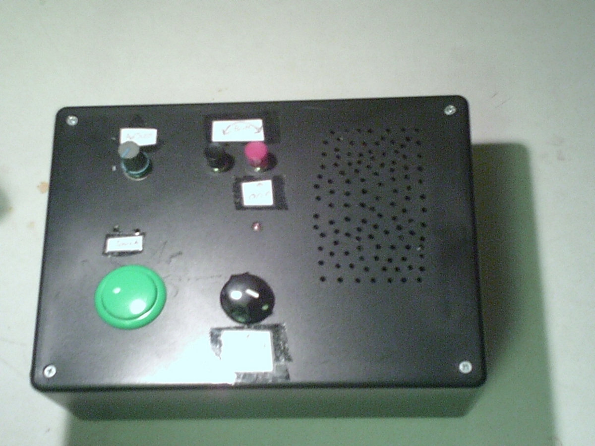 Warbler Mangler Punk Console SYNTH #1 | Atari Punk Console