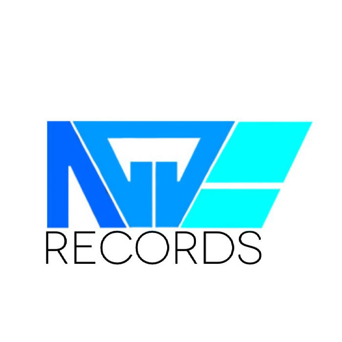 Progressive Dreams (EP) | Long Distance | AMS Records