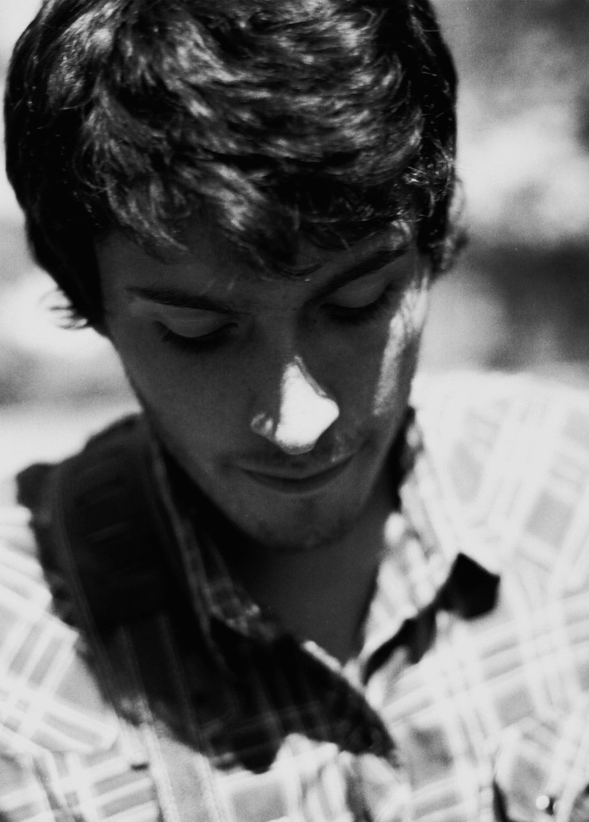 El sol brilla de noche | Julian Arroyo