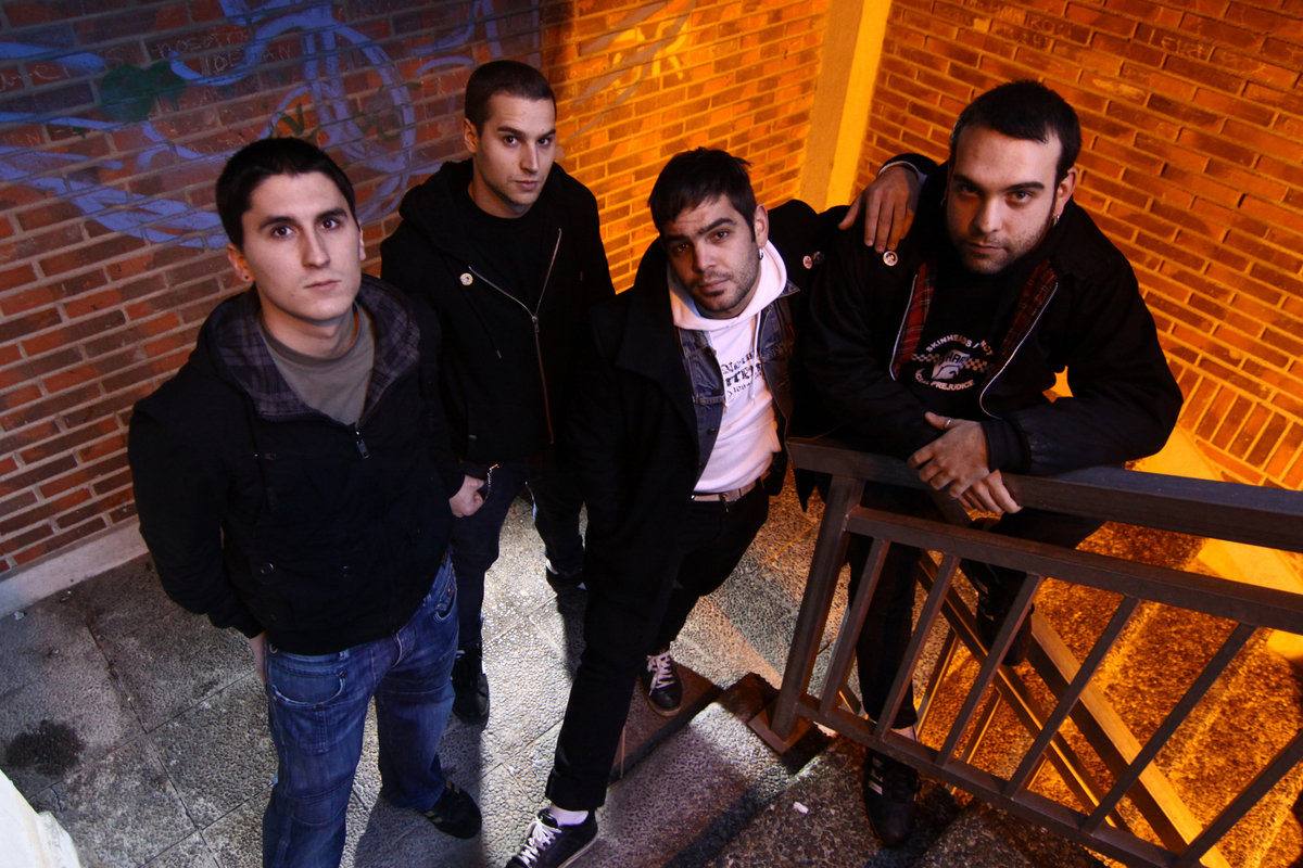 Oi! Oi! Music | Never Surrender