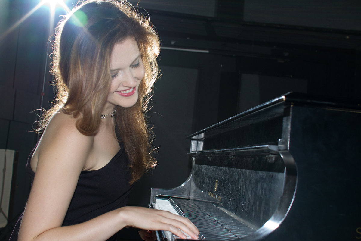 Stages | Halie Loren