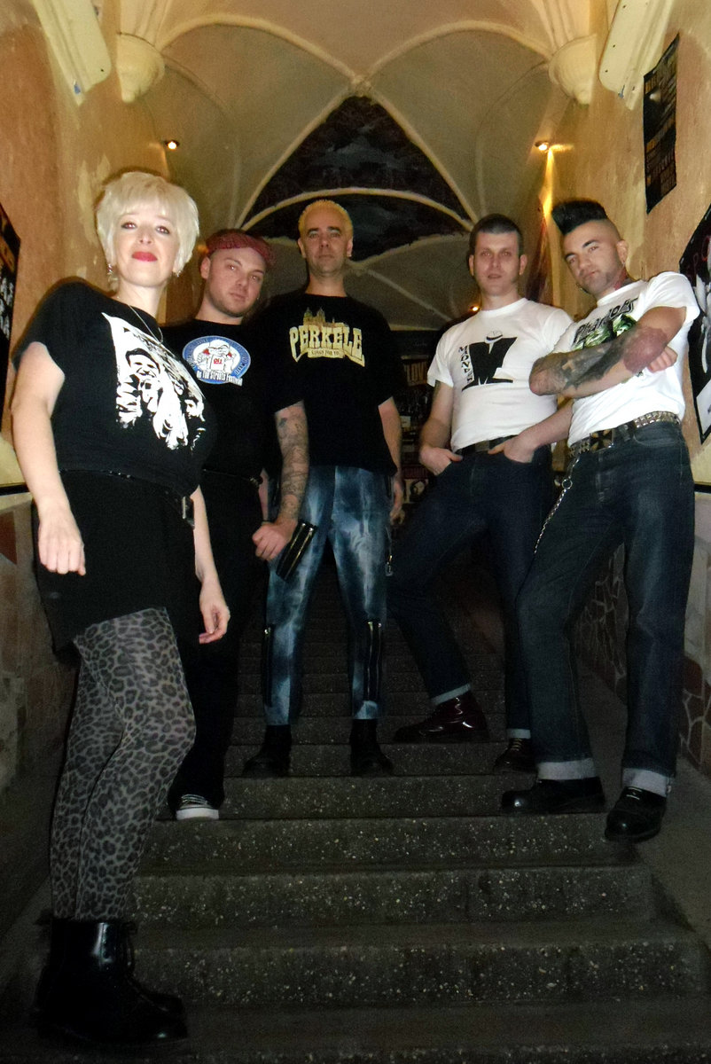 100% Oi! | Combat 77