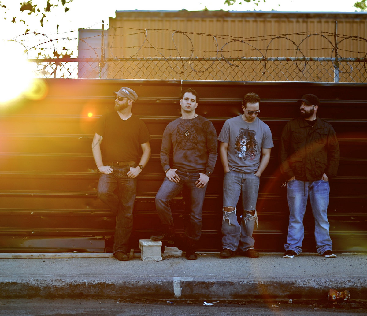 Slip Away | Silver Spade