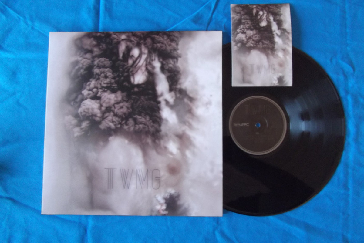 TWMG | The White Mega Giant