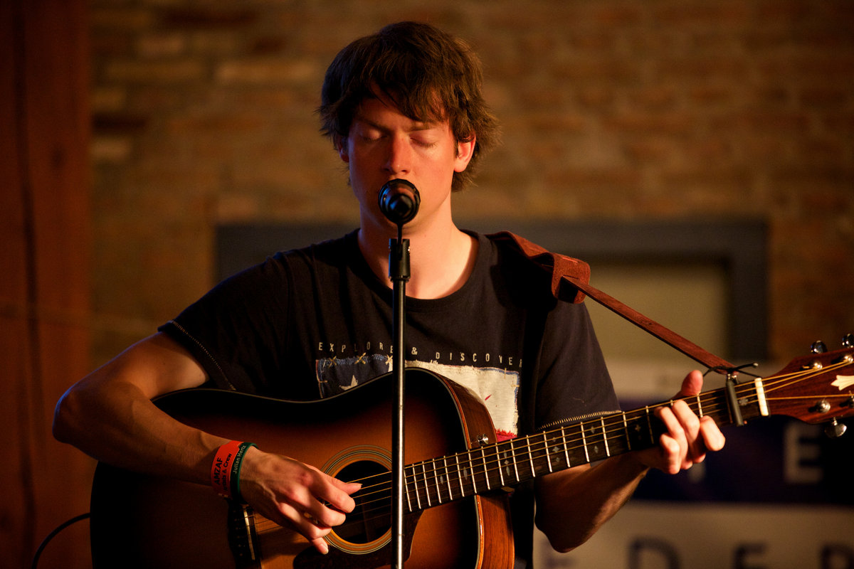 Passing Time | Julian Hertz