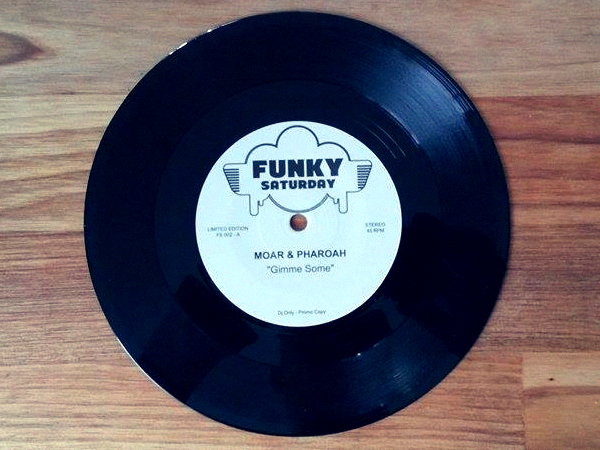 Funky Saturday 7" | Moar & Pharoah | Trad Vibe Records