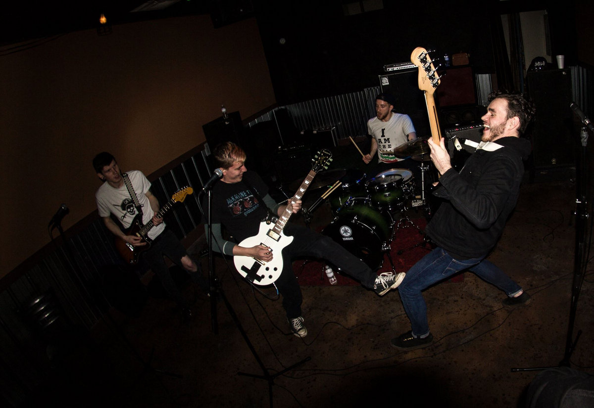 Basement Sessions | The Easy Mark