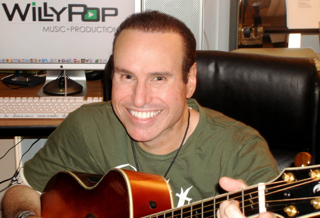 30 Years/16 Scratch Vocal Demos 1985-2015 | Willy Perez-Feria