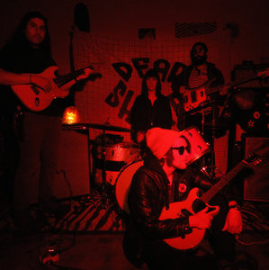 Music | Dead Shakes