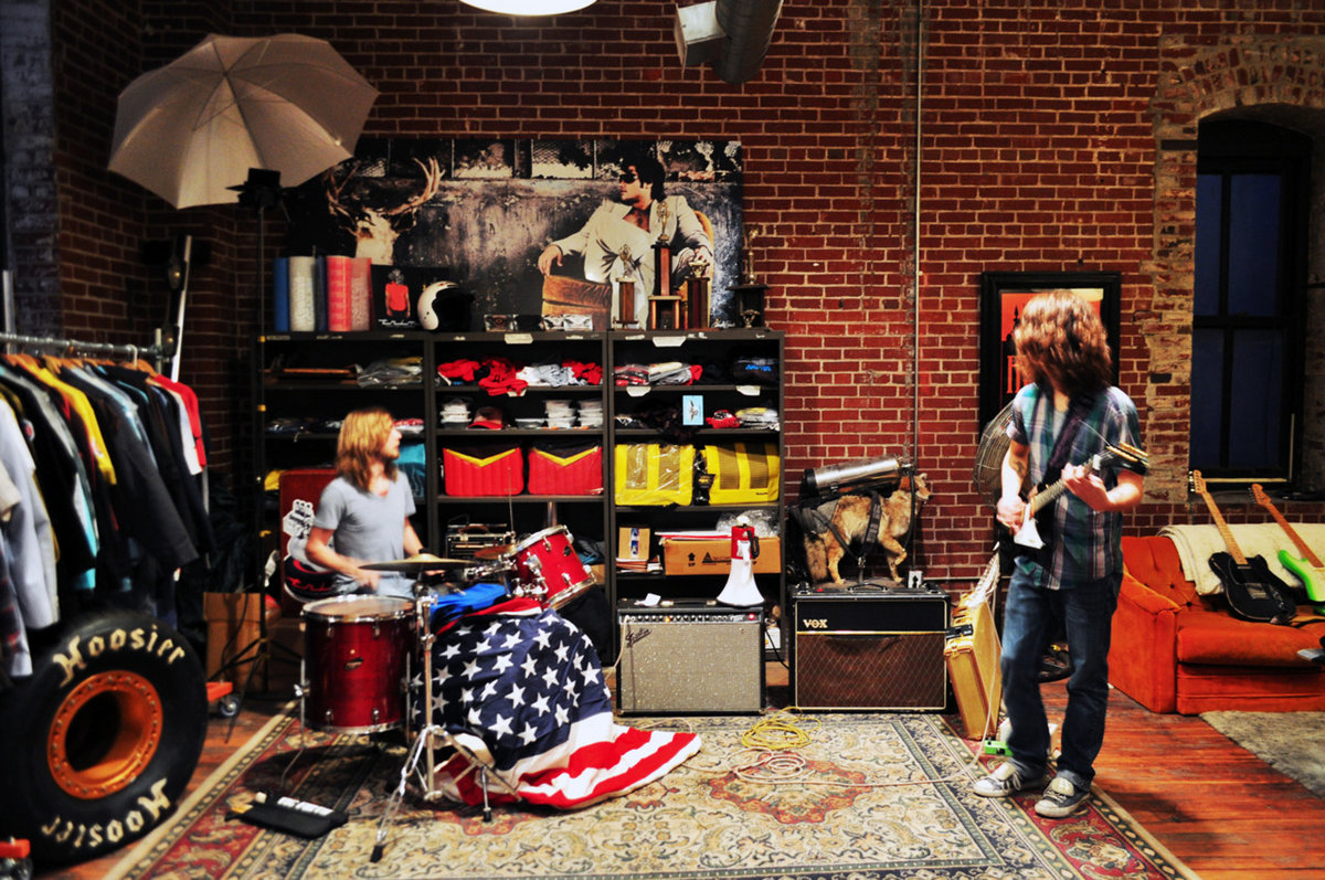 AMERICAN HEAVY METAL | American Heavy Metal