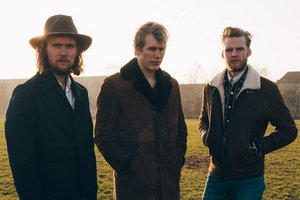 Music | One Week Wonder