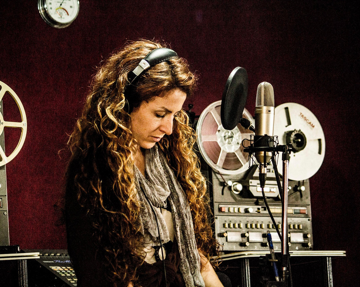 Music Ángela Cervantes