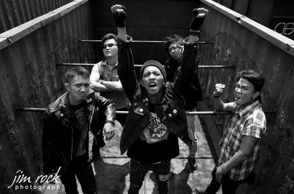 Punk Thropus Rockerous | Trendy Reject