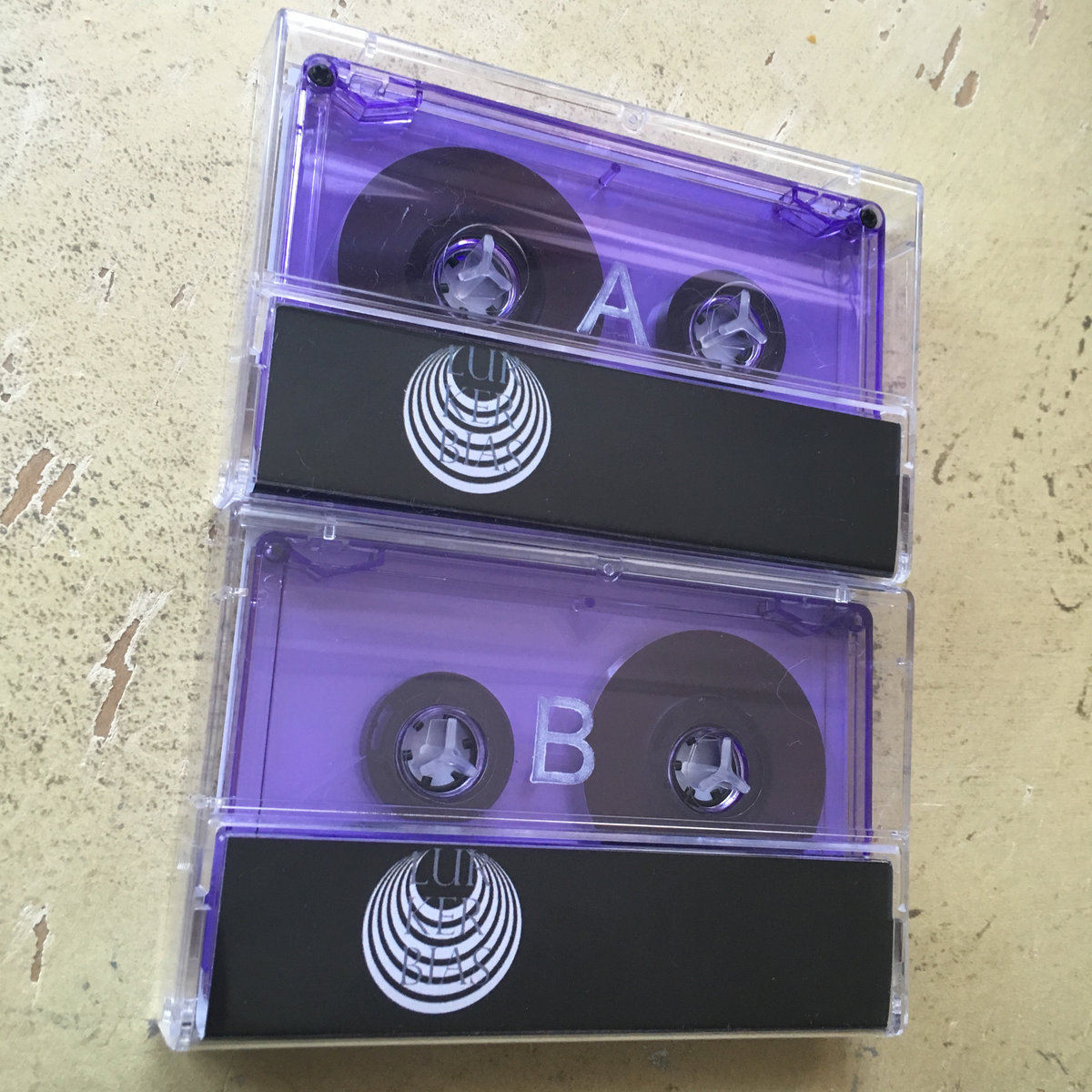 Traveling Light | Glimlicht | Lurker Bias