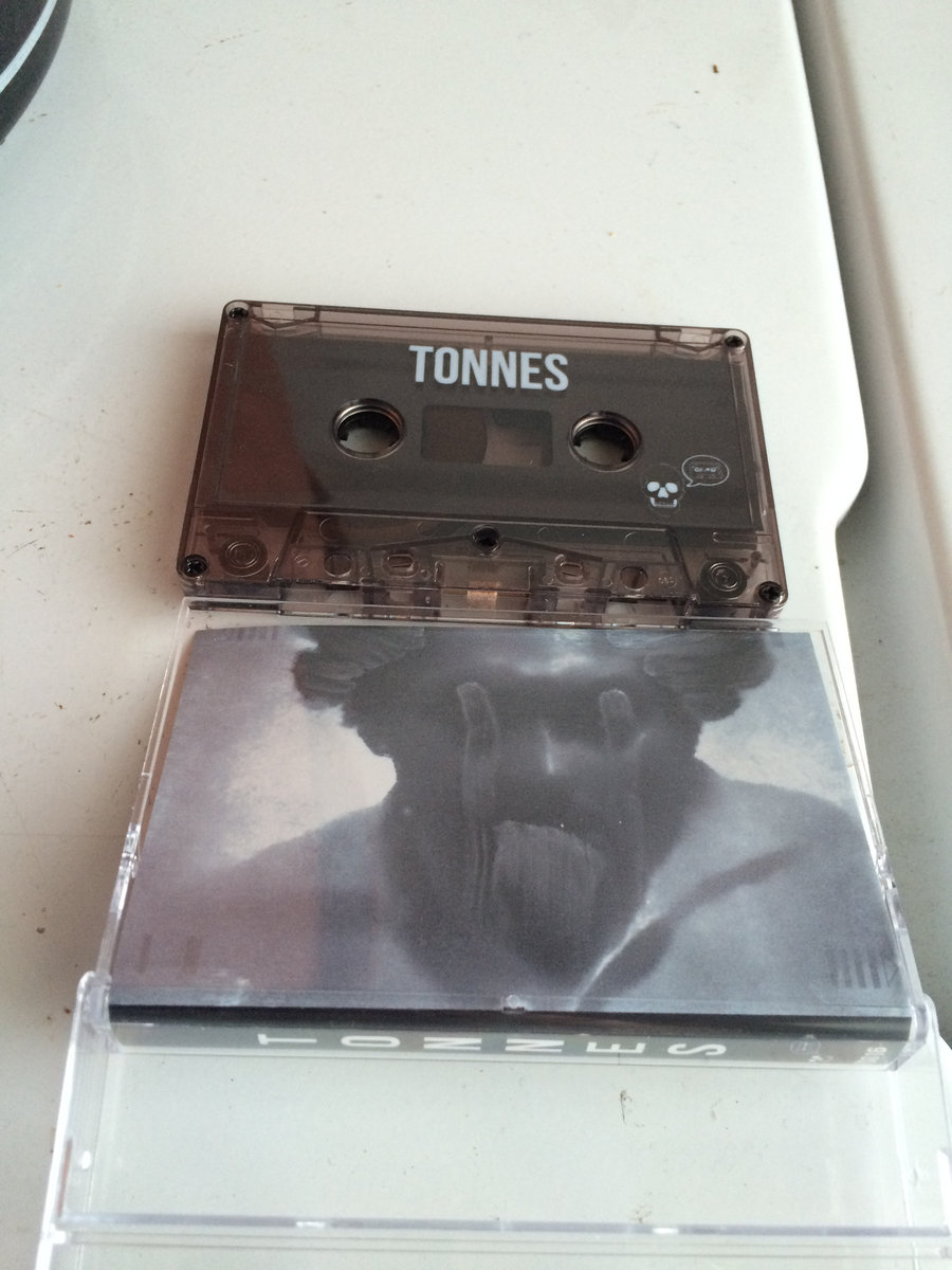 TS016 - TONNES - TONNES | talking skull