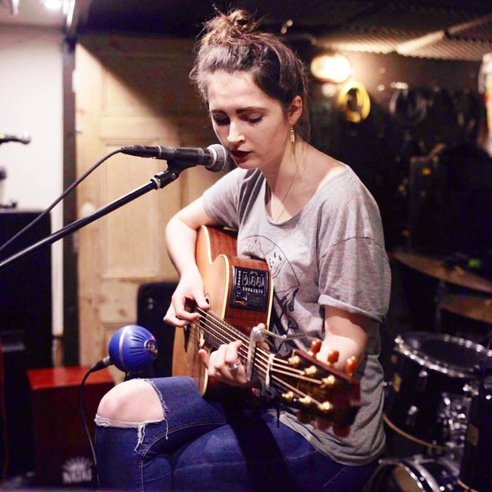 Woman | Isabelle Bilton