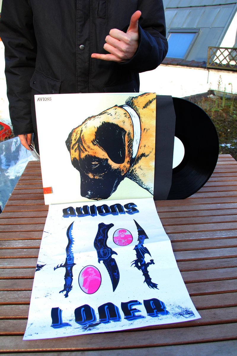 Loner | AVIONS