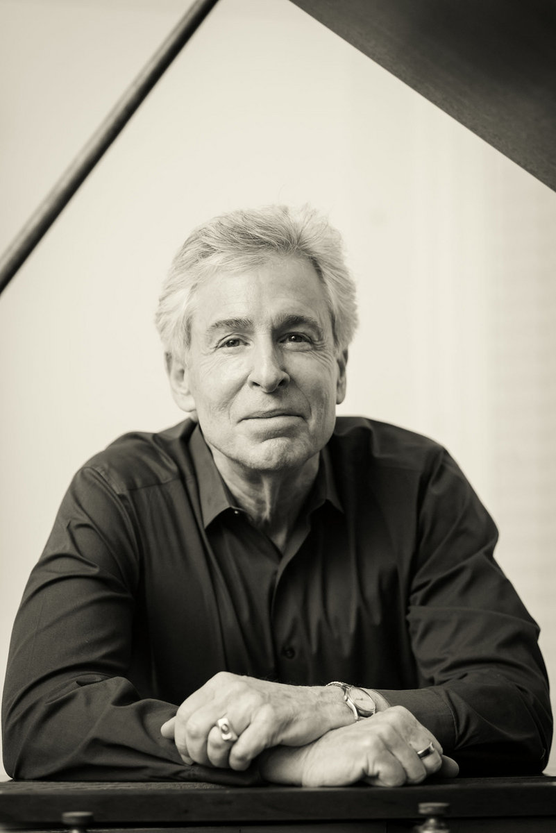 April's Promise | Jeff Mandel