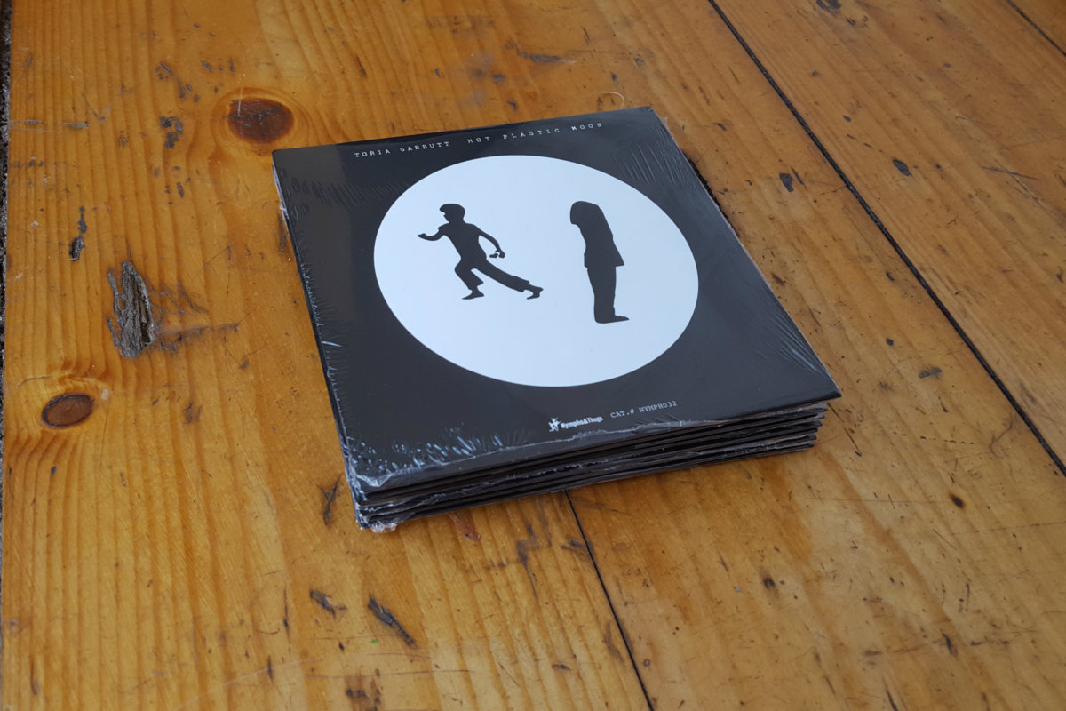 Hot Plastic Moon [Bonus Edition] | Toria Garbutt | Nymphs & Thugs ...