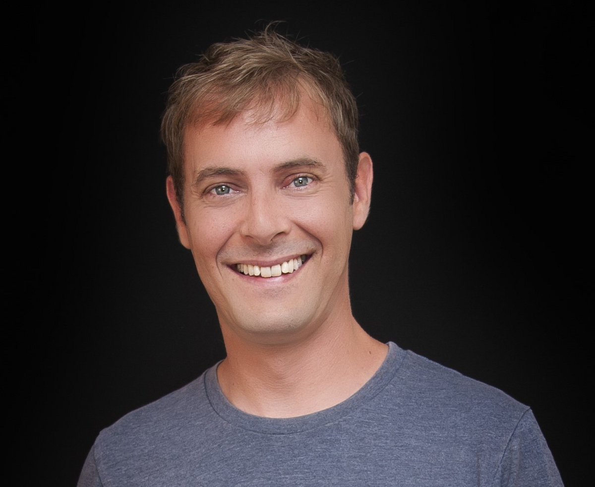 Dangerous Now | Tom Dustin