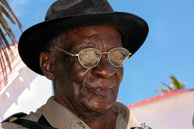 Ilebm Bokotora | Mr. Peters