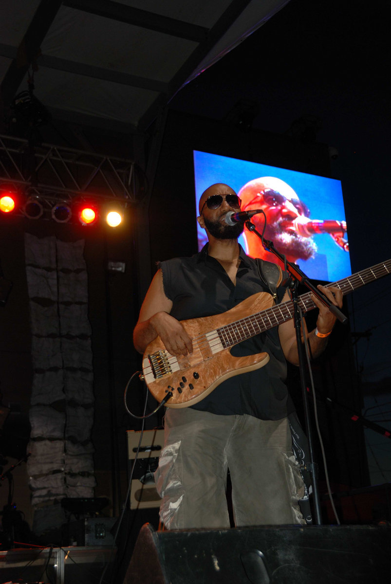 Young Street | Reggie Young