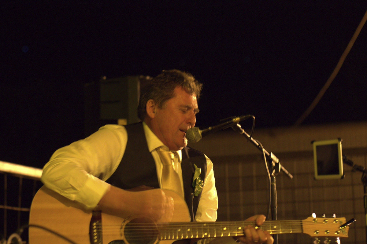 BLUESKYES (part1) | Kevyn Smith & The Harlosh Rhythm Aces | East Cleft ...