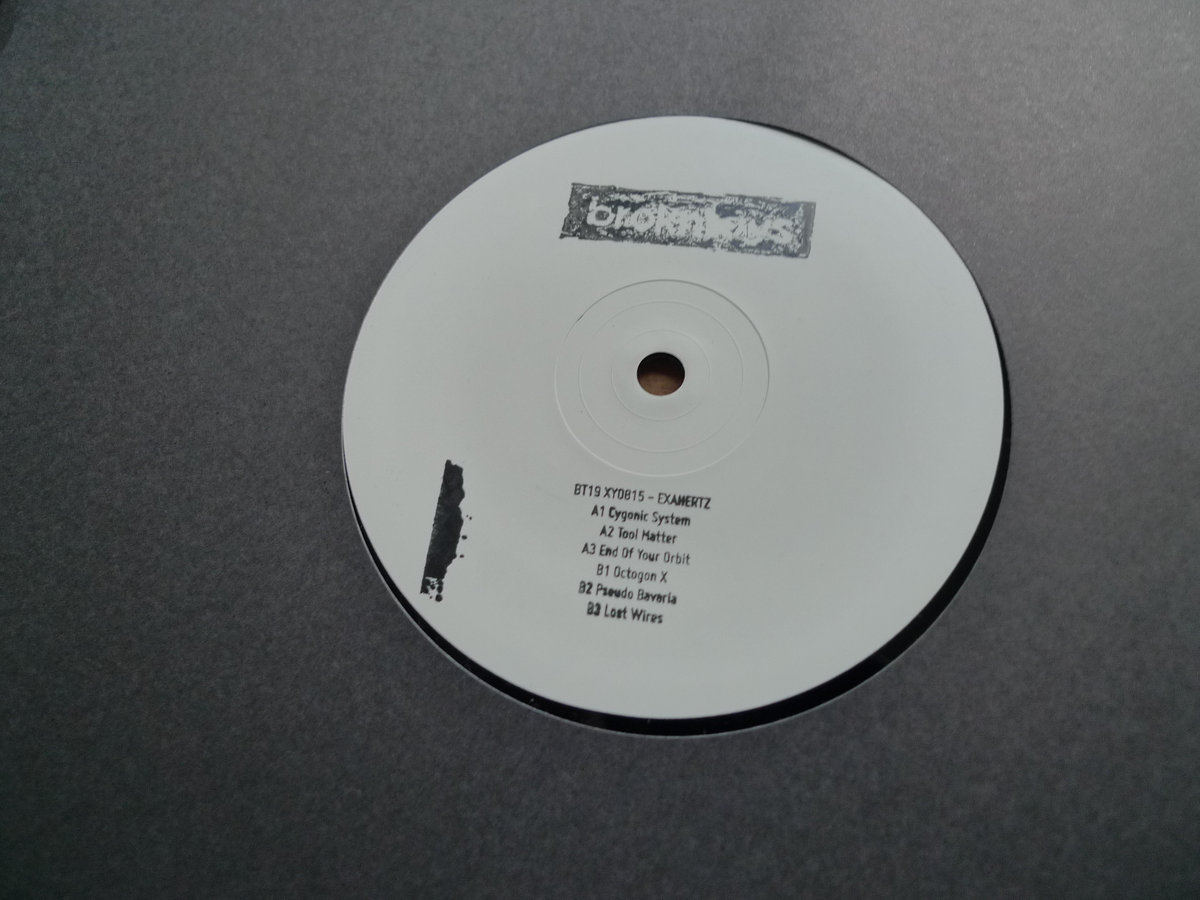 Exahertz | XY0815 | brokntoys