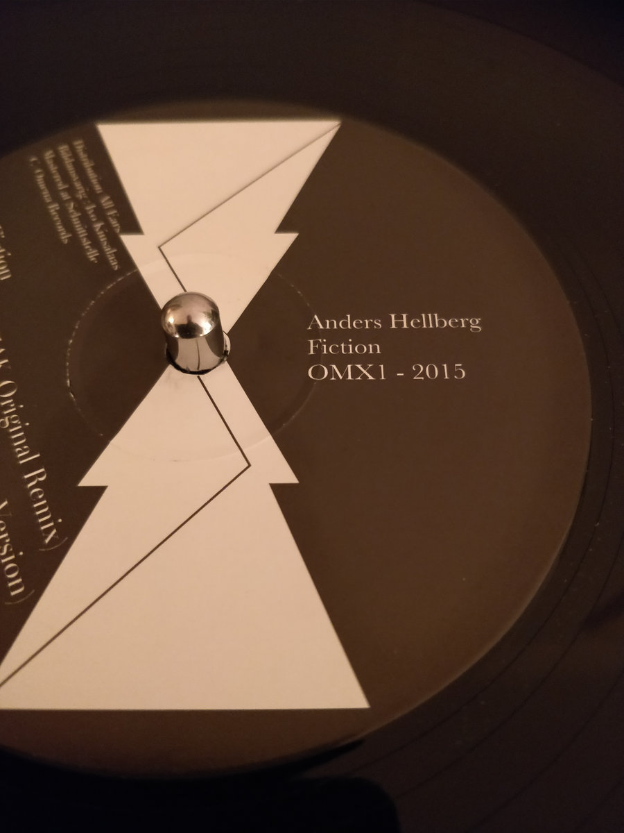 Fiction | Anders Hellberg | Omena