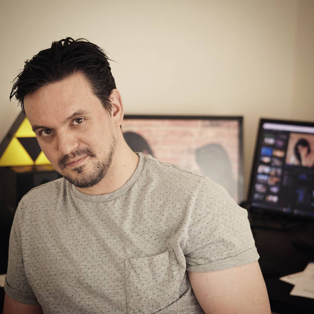 Microcosm Office - Acoustic | Archive Of Everything