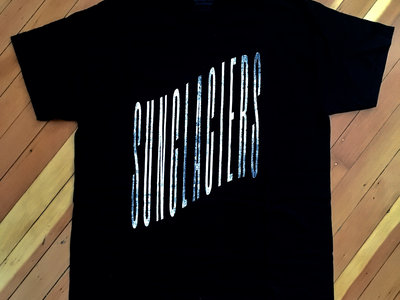 Wavy Text T-shirt | Sunglaciers