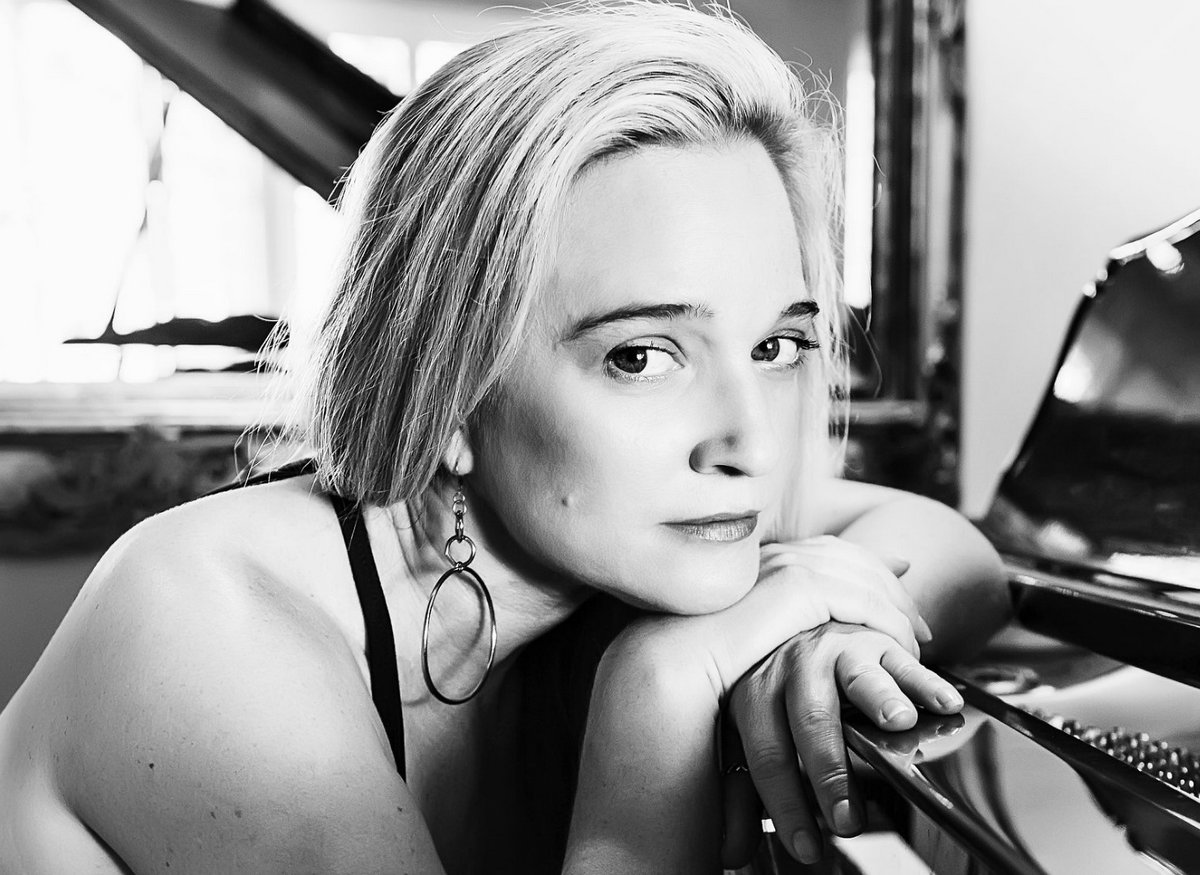 Back To Blonde | Shelly Crouch Music