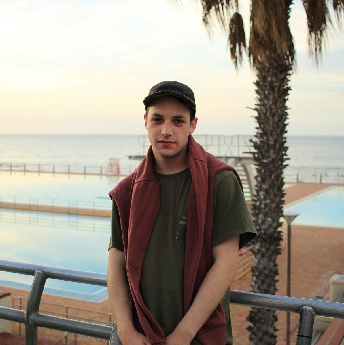 "NUMBNESS" TAPE | Gloey Tha Goon