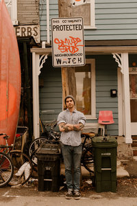 Music | Mickey Quinn