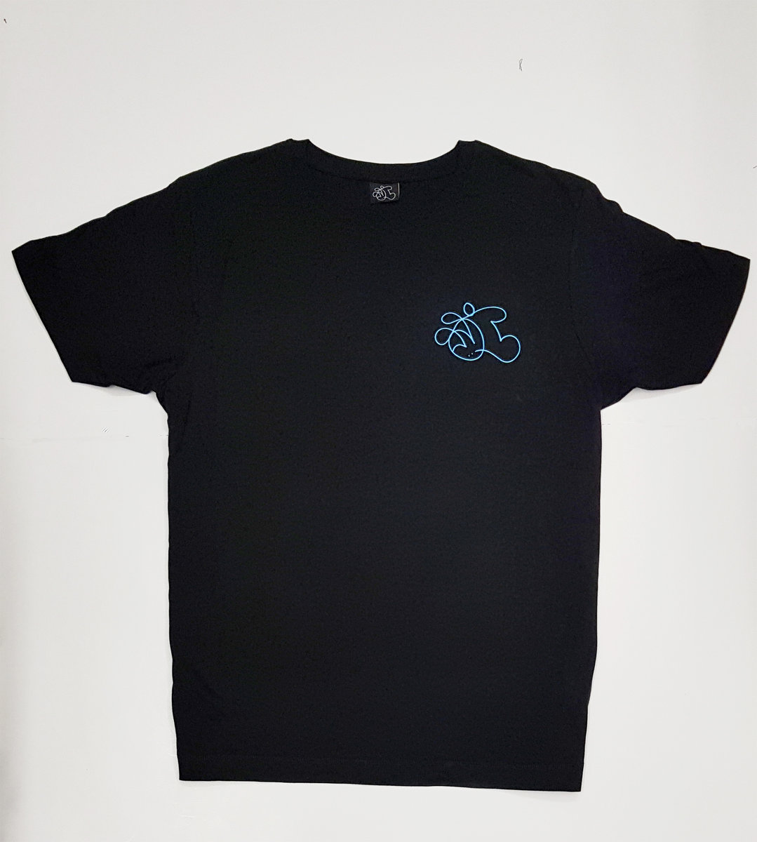 Aqua badge 'One line' T-Shirt | Dirty Dike things.