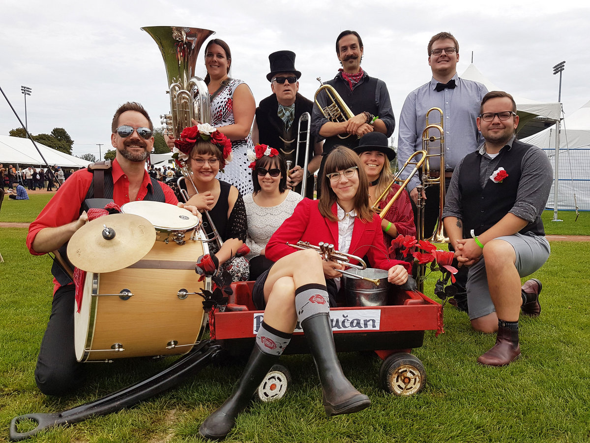 Labud | Bučan Bučan