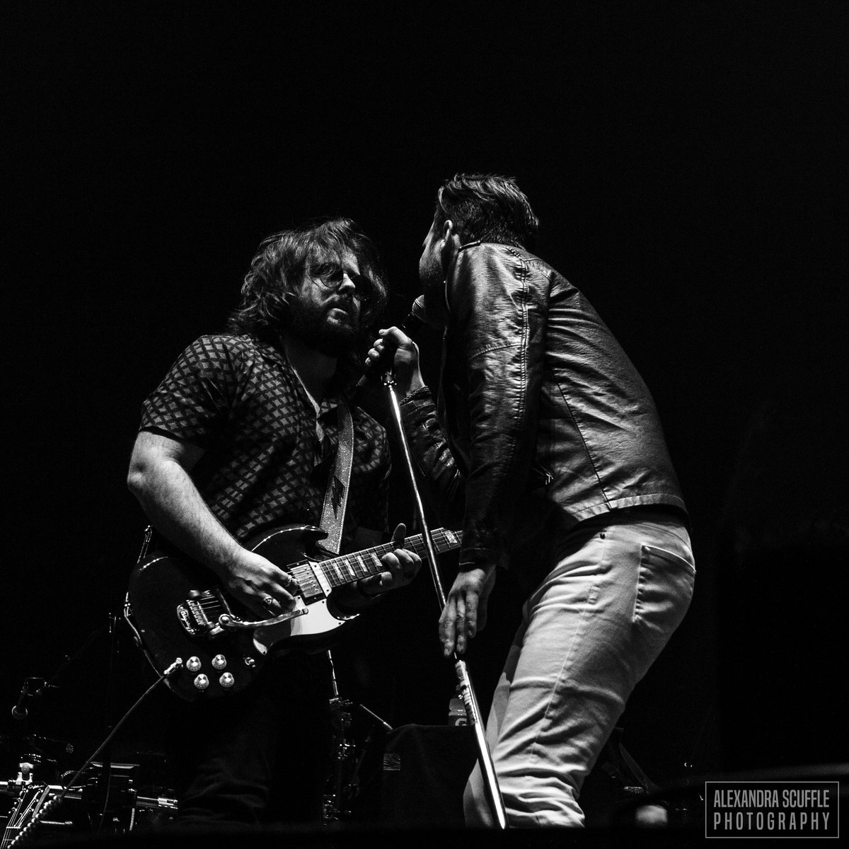 Boo Hiss | The Howling Tongues