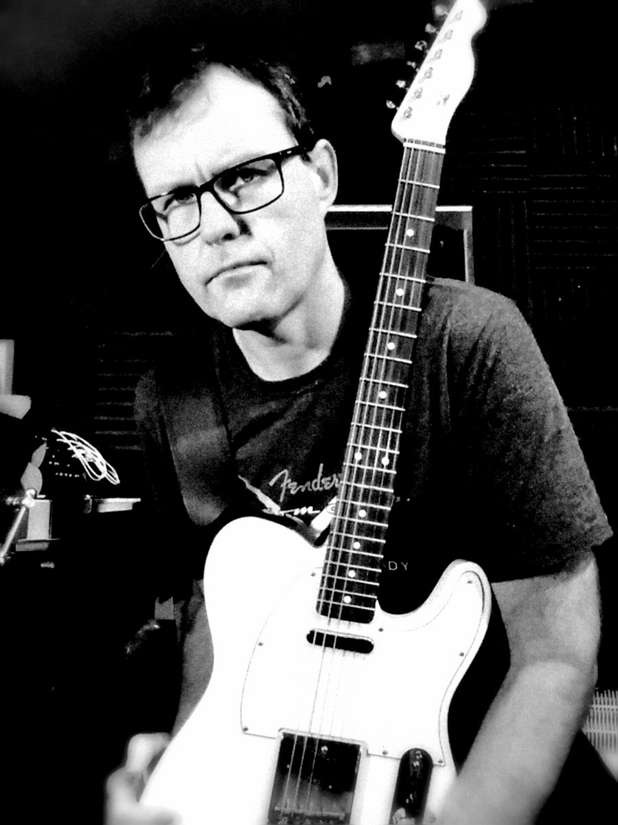 Long, Long Skies | Gordon Midgley