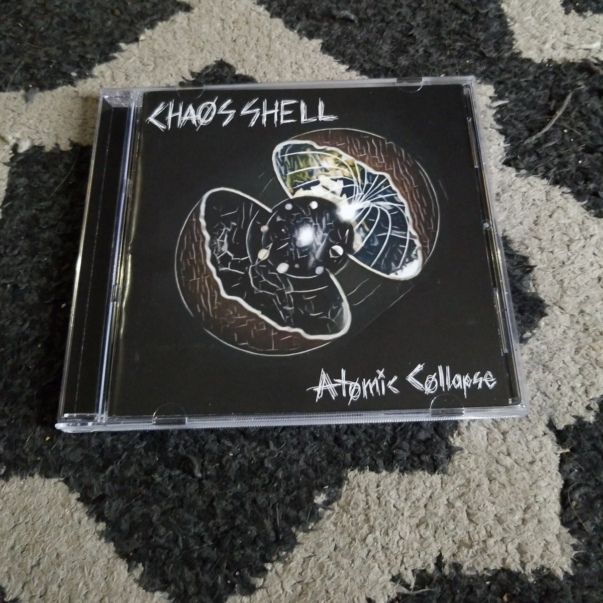 Chaos Shell | Atomic Collapse