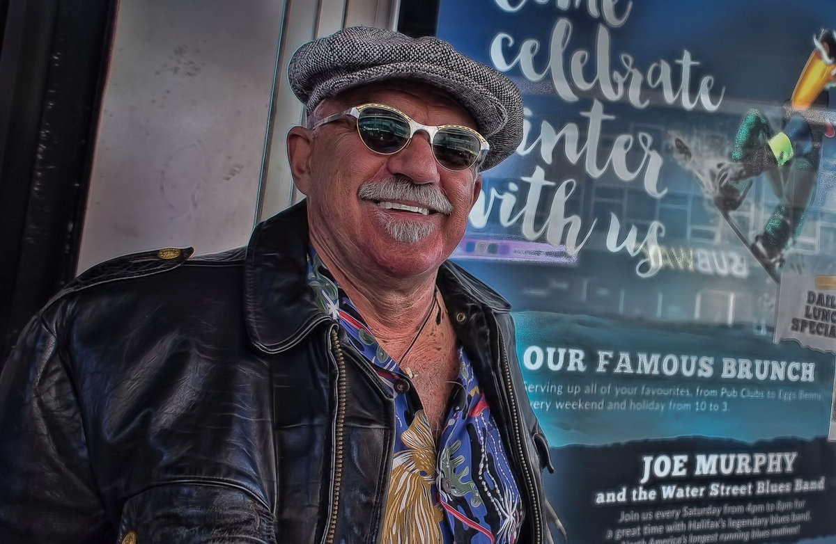 She Moves Me | Joe Murphy