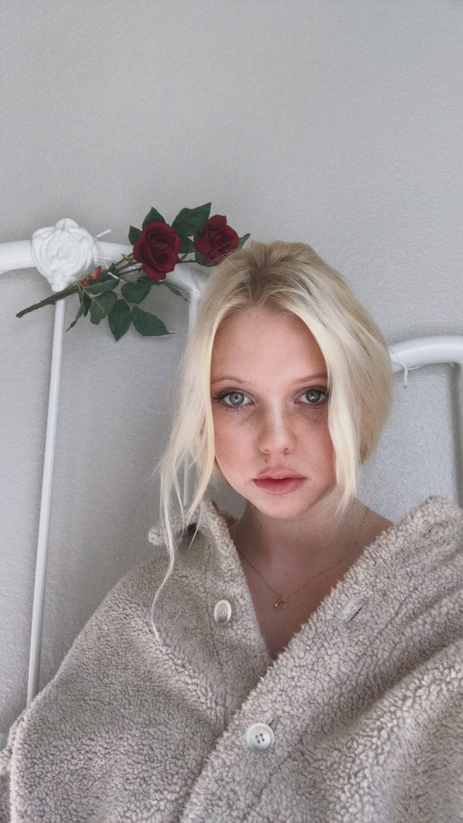 slippin' through | echo renee