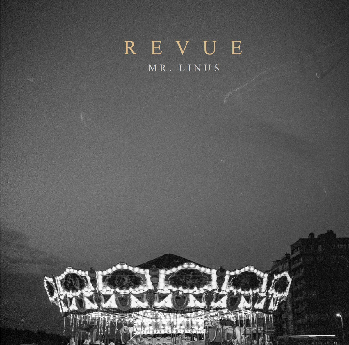 Revue | Mr. Linus