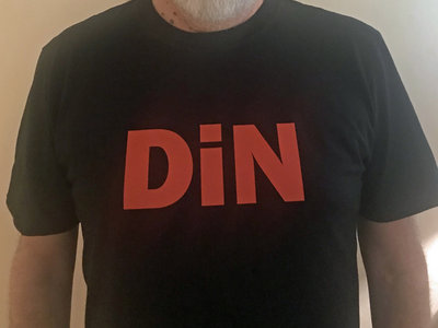 DiN Label t-shirt | DiN