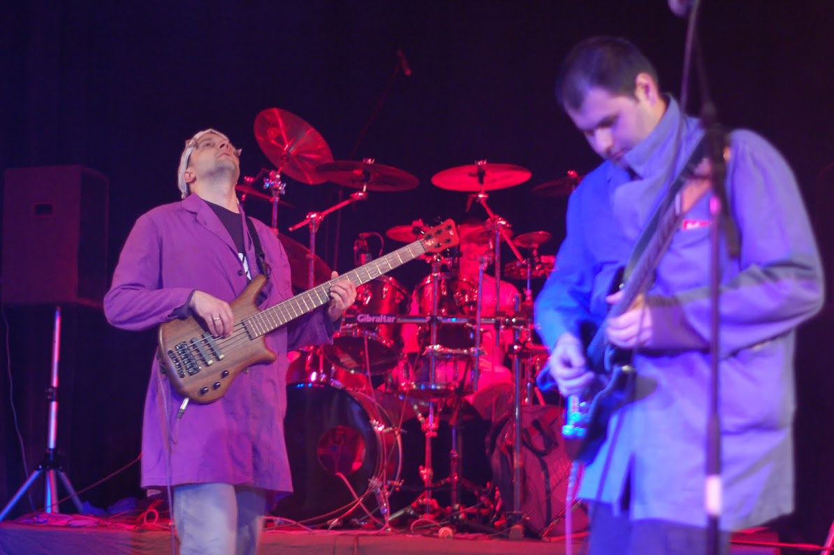 Songs of Faith and Distortion | BAHUR