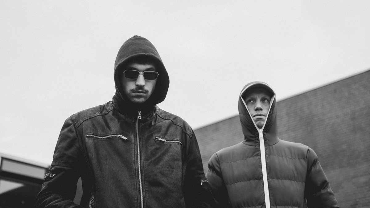 Non Est Deus | G.O.D.