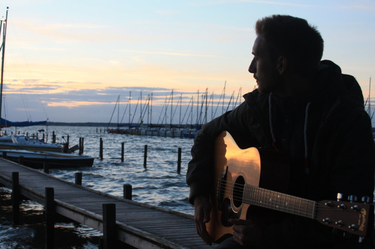 On The Seaside | John Forest