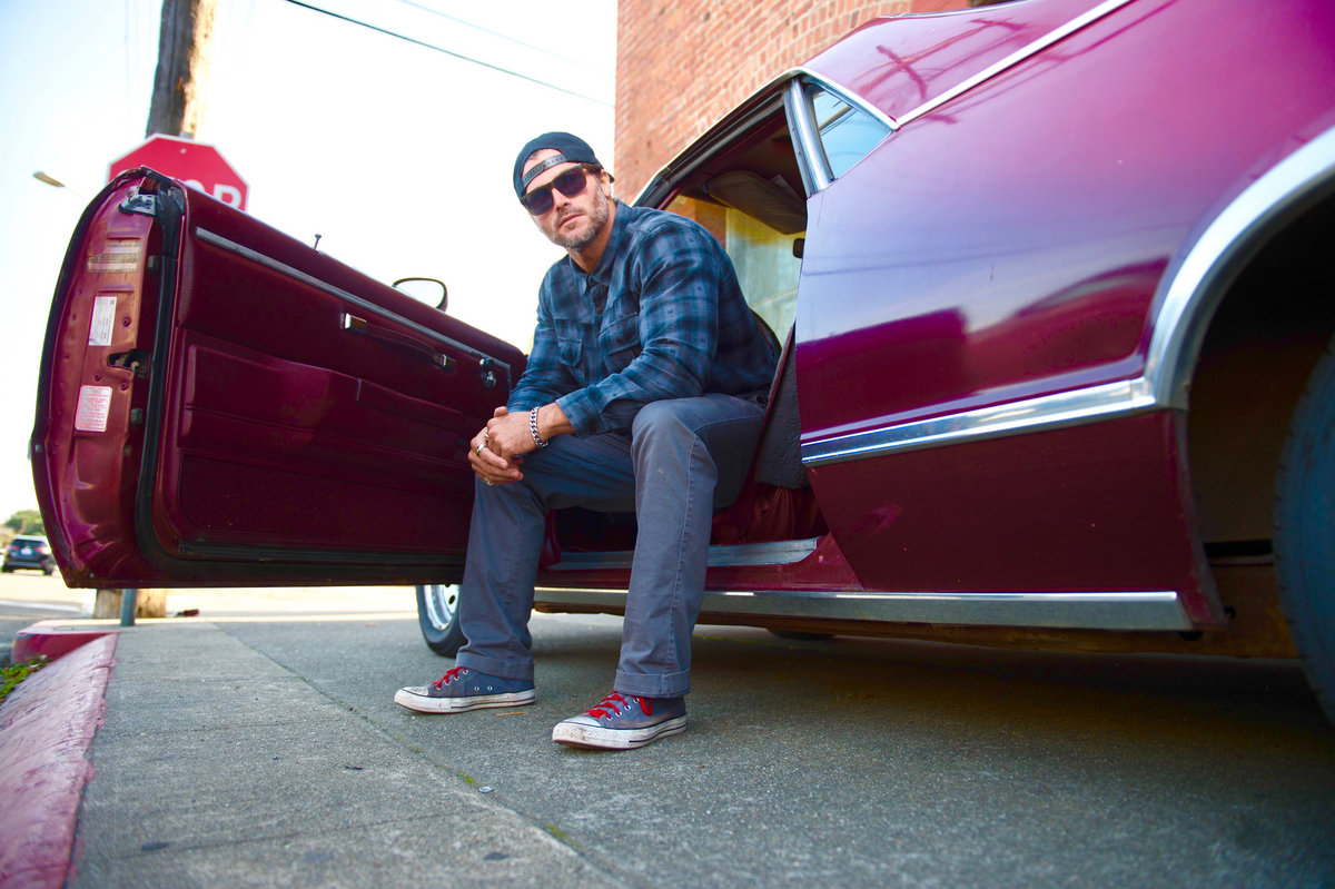 A Pirate Looks at 40 (feat. Stick Figure, KBong & Johnny Cosmic) | TJ O ...