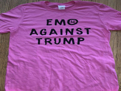 "Emo against Trump" | Cascades
