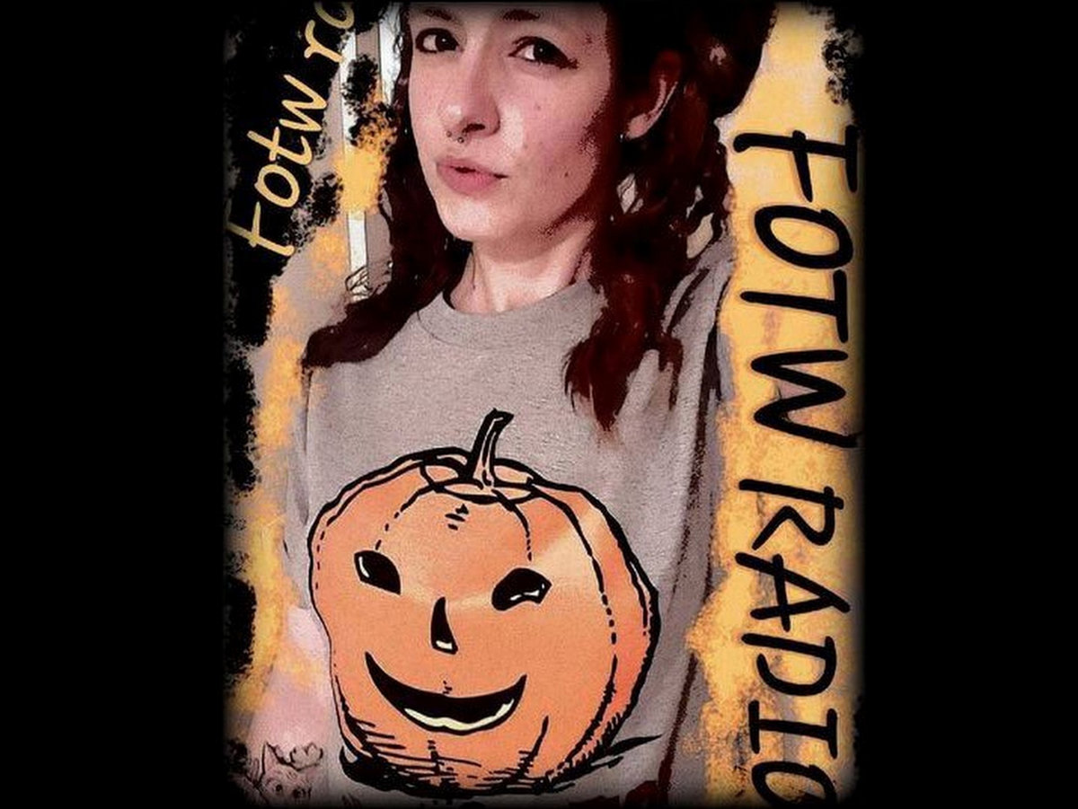 FOTW Radio Lantern T-Shirt | Halloween Listening Party on FOTW Radio