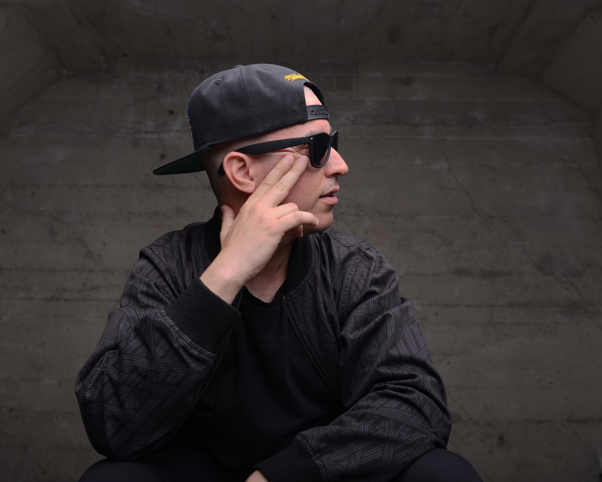 Out of my mind (EP) | Max Kane